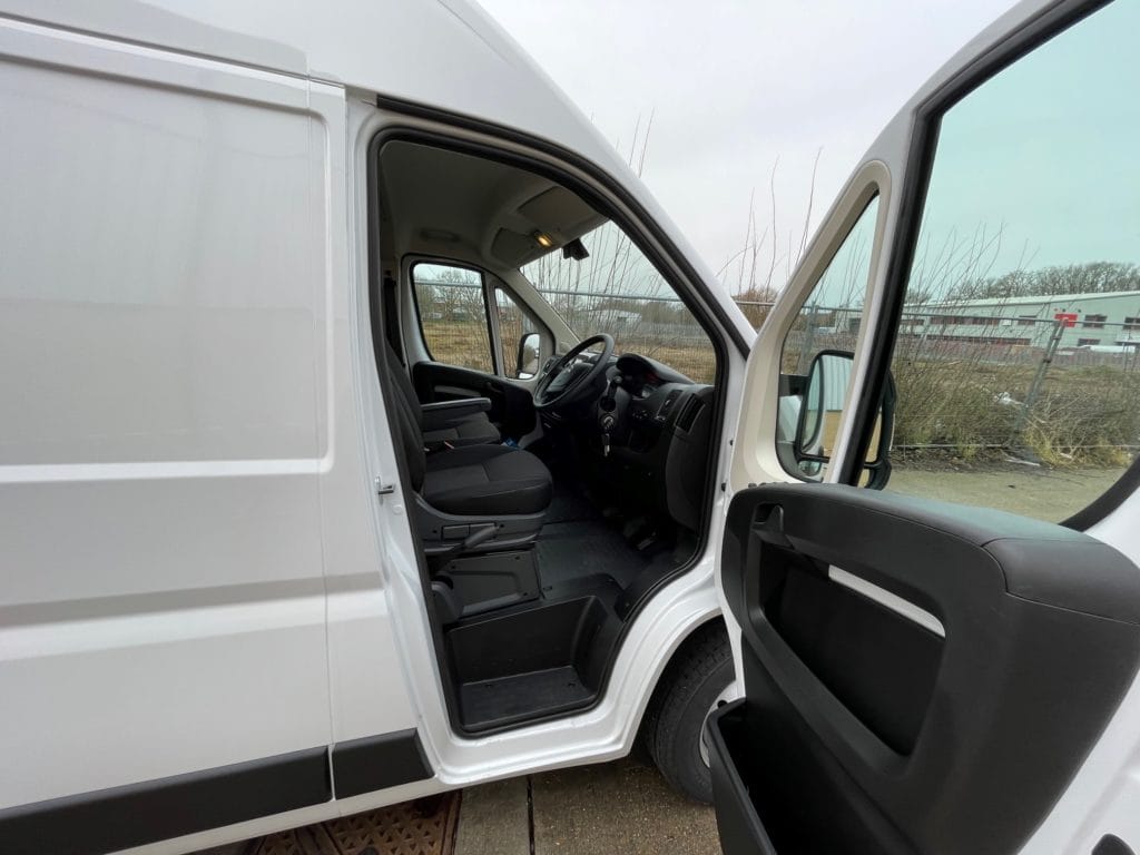 GRV 4 Fridge Vans | New Refrigerated Peugeot Boxer | L3H2 Professional ...